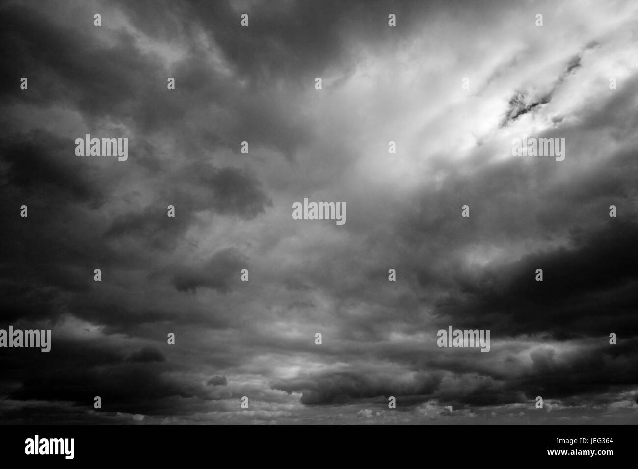 Heavy dark rain clouds Black and White Stock Photos & Images - Alamy