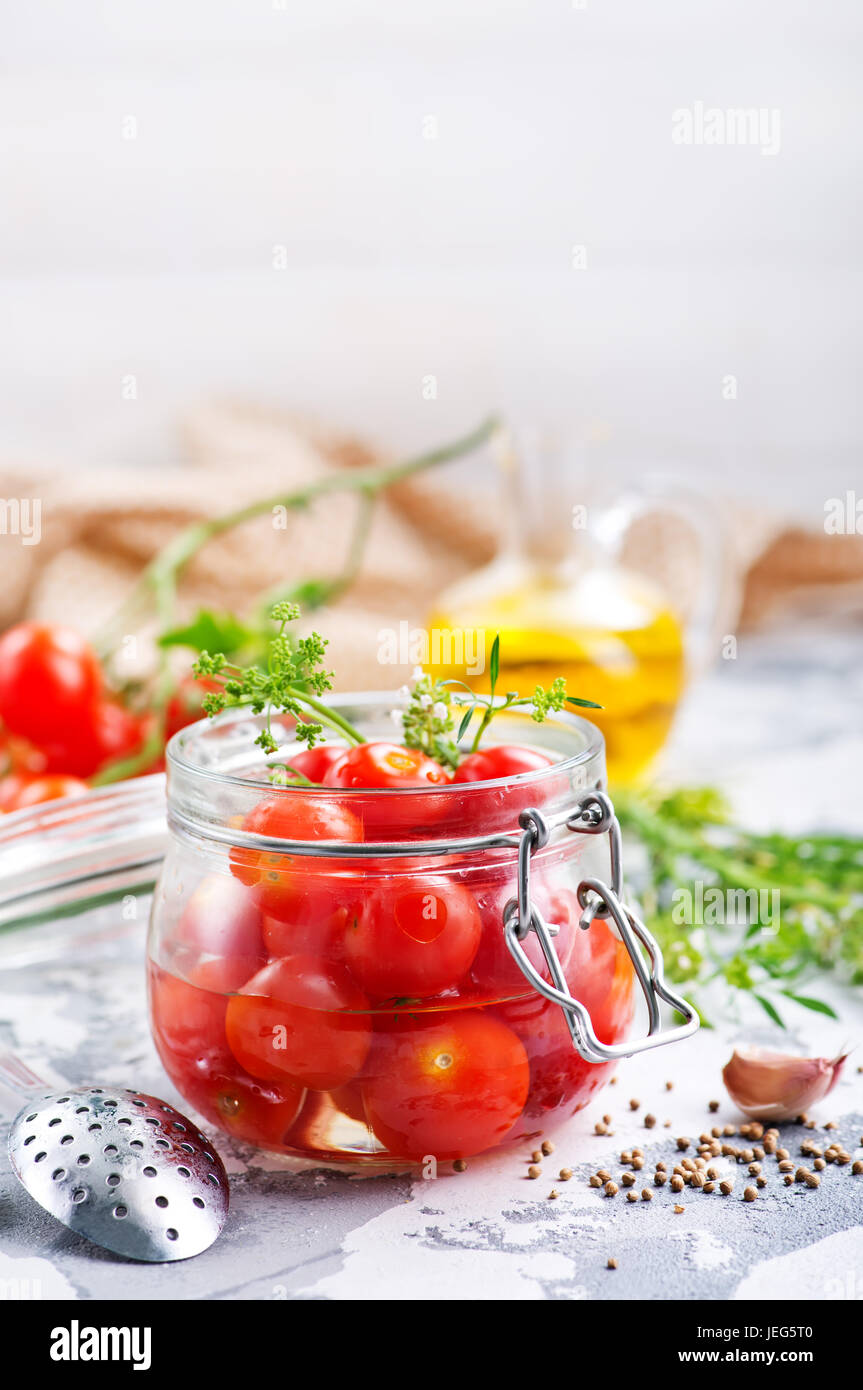 Food cover table net hi-res stock photography and images - Alamy
