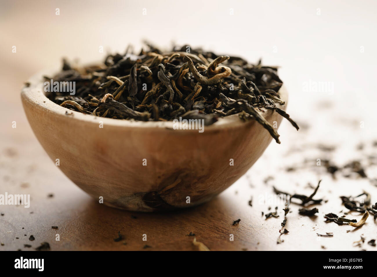 Golden orchid hi-res stock photography and images - Alamy