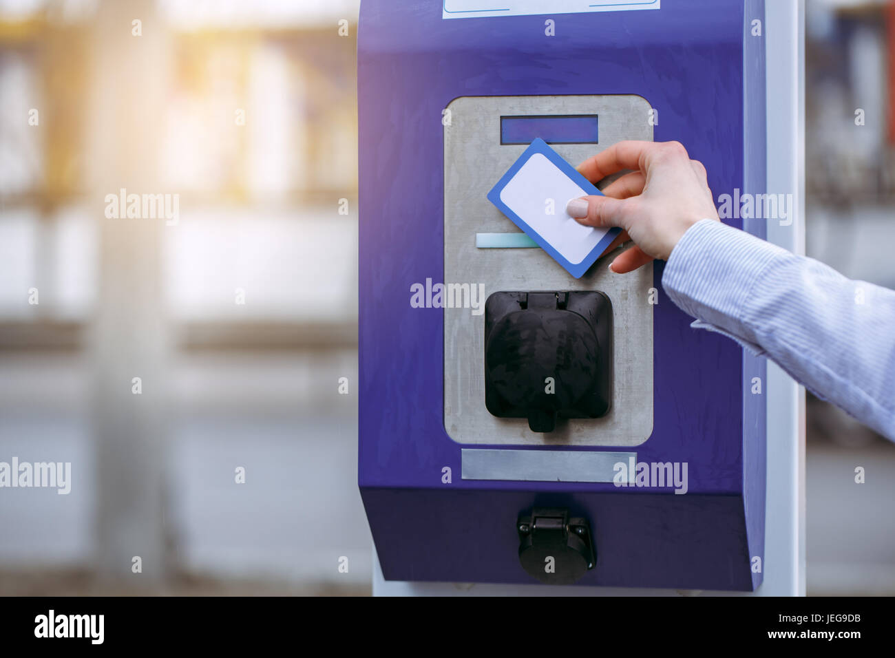 Young female card payment system for fuel Stock Photo - Alamy
