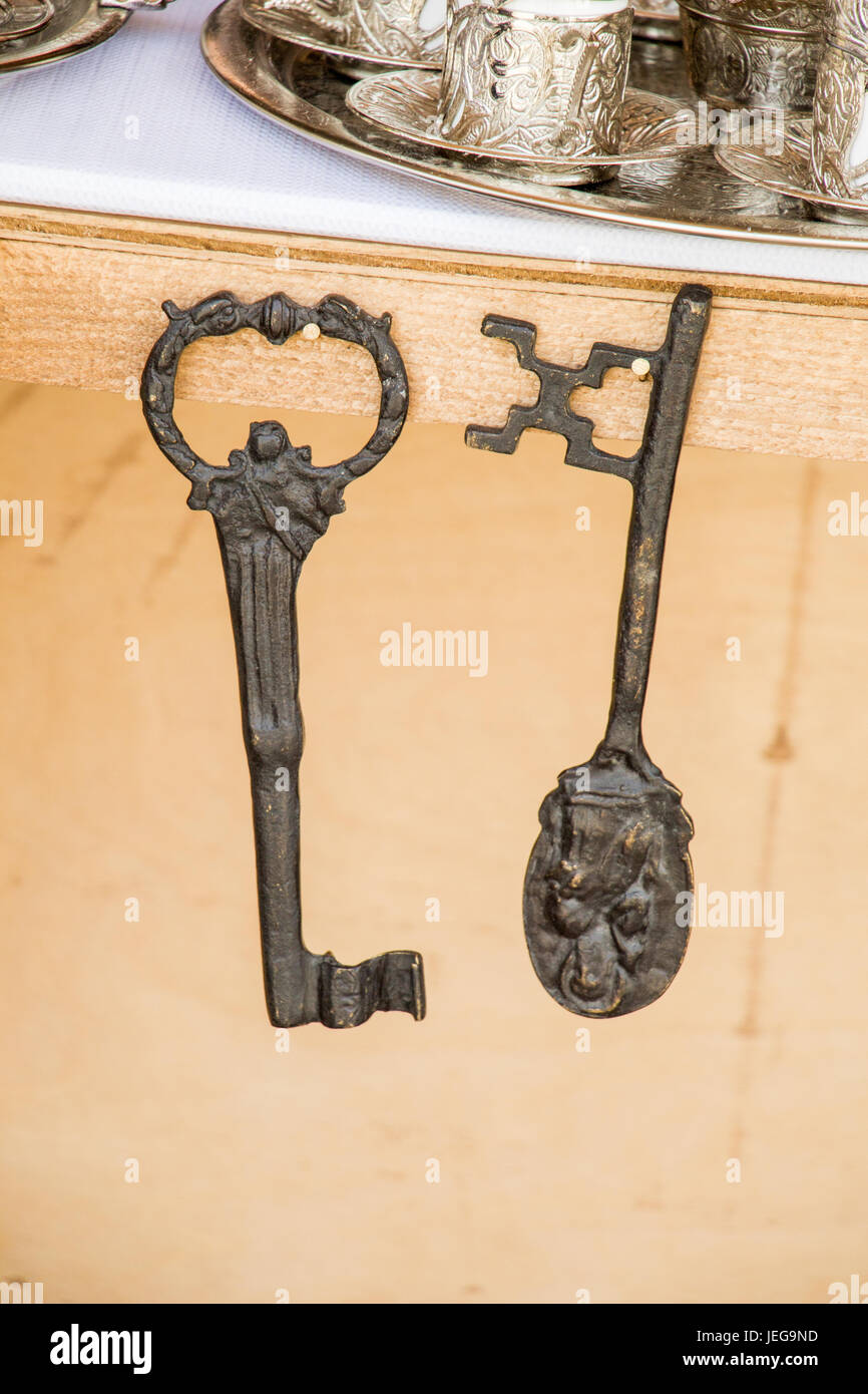 Plenty of Retro styled golden color keys Stock Photo - Alamy