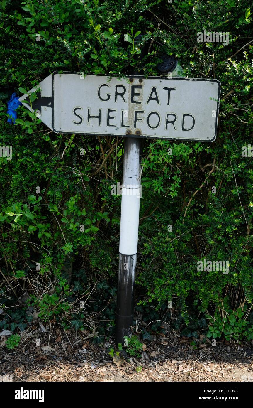 Great Shelford road sign, Church Street, Little Shelford ...