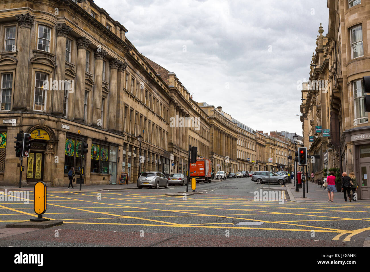 Newcastle-upon-Tyne, England, UK. Looking up Grey Street toward Earl ...