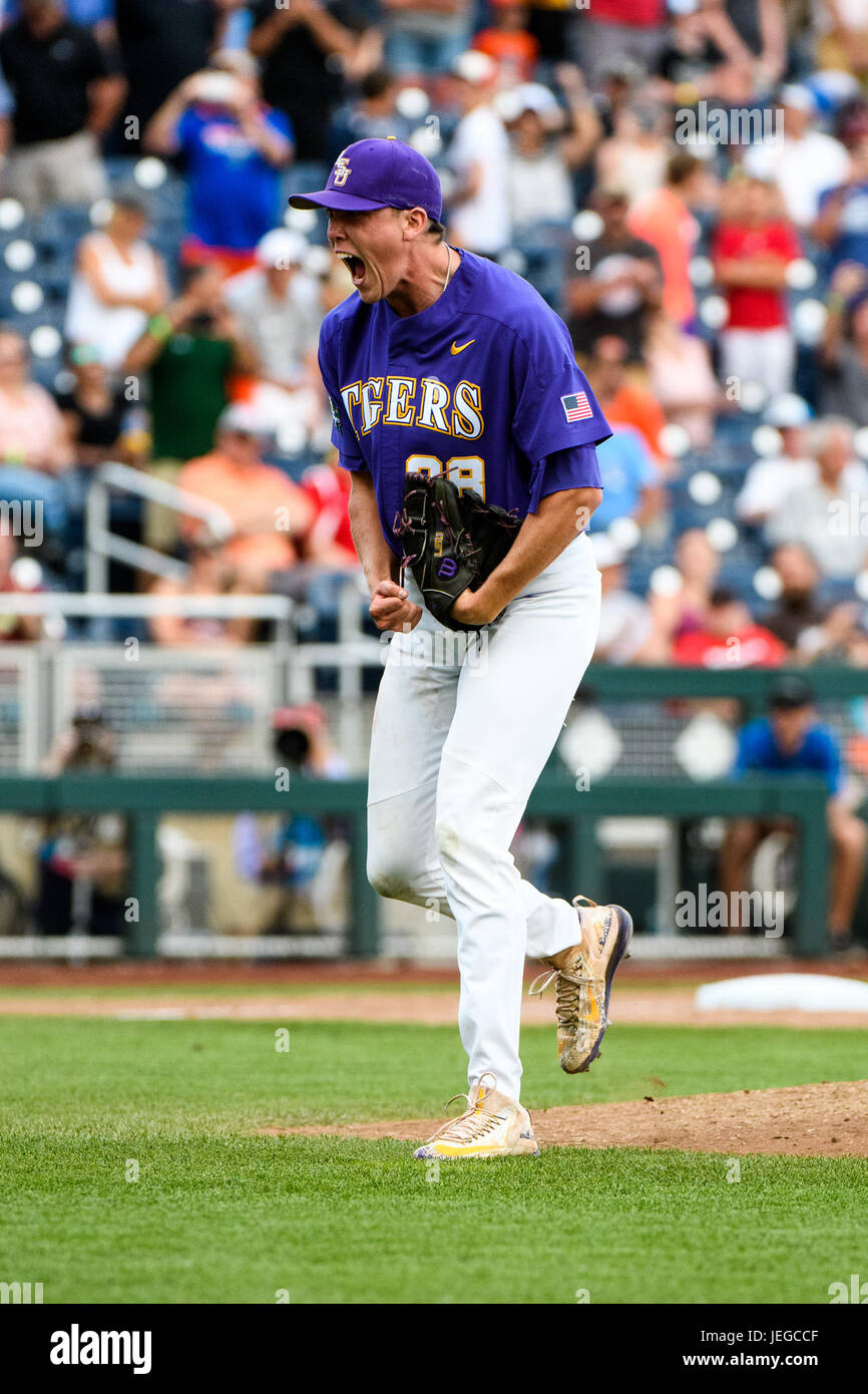Omaha, NE USA. 23rd June, 2017. LSU relief pitcher Zack Hess #38 ...