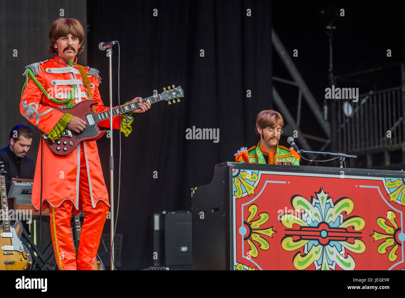 Bootleg beatles hi-res stock photography and images - Alamy