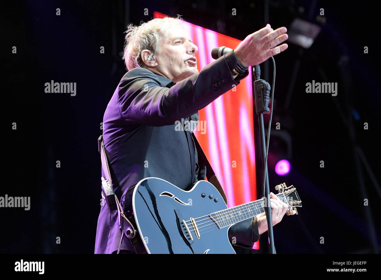 Falco singer hi-res stock photography and images - Alamy