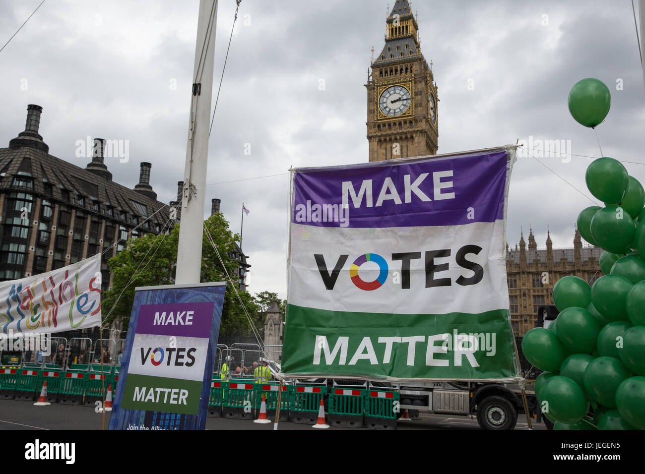 Undemocratic system hi-res stock photography and images - Alamy