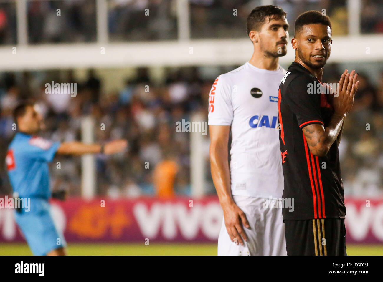 Santos, Brazil. 24th June, 2017. André regrets a goal lost during the match between Santos and ...