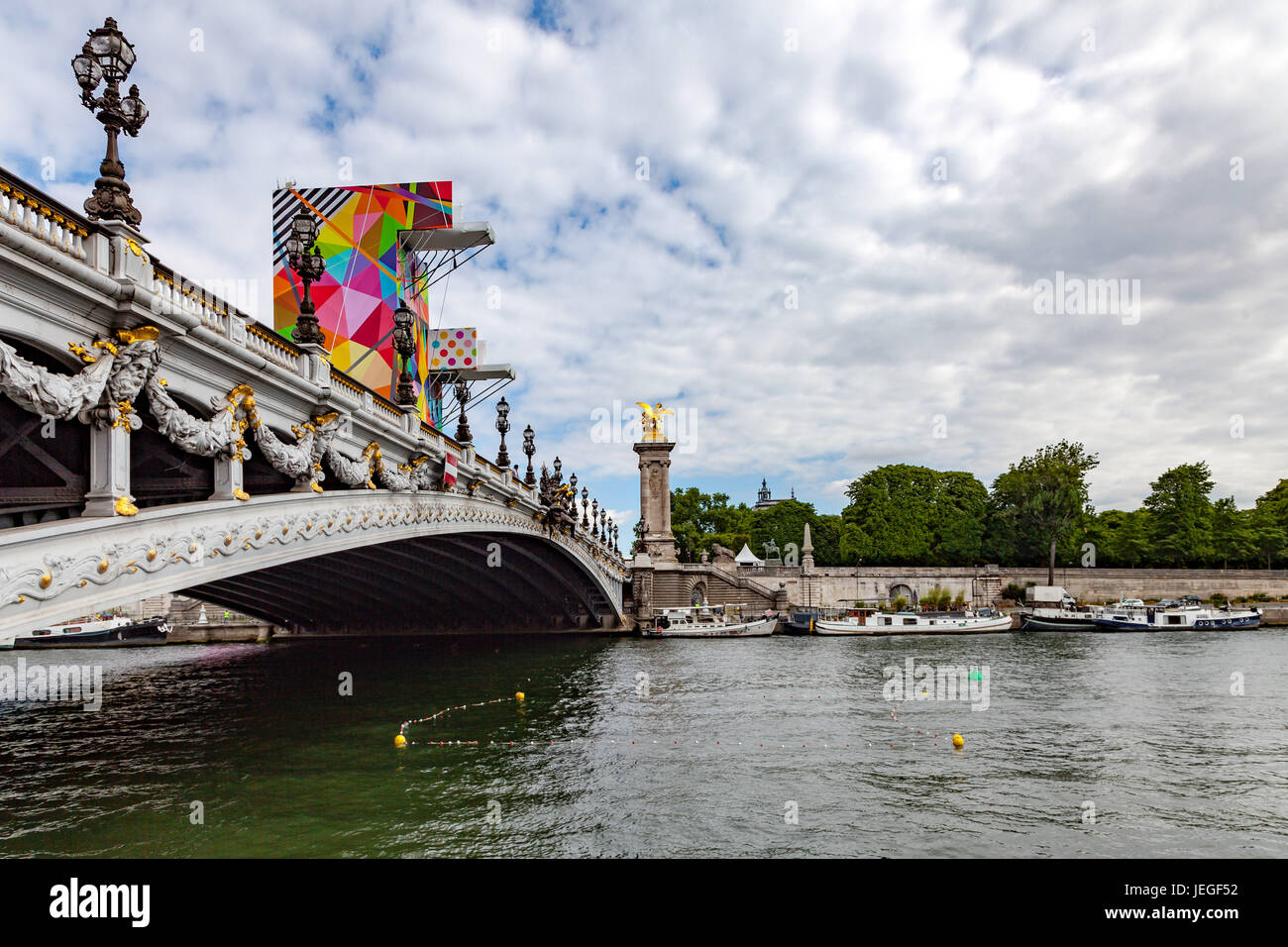 Paris, France. 24th Jun, 2017. View of diving board over the parisian ...