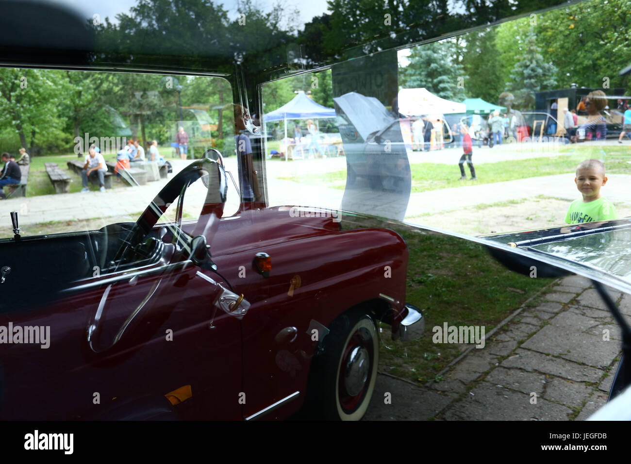 Zuk car hi-res stock photography and images - Alamy