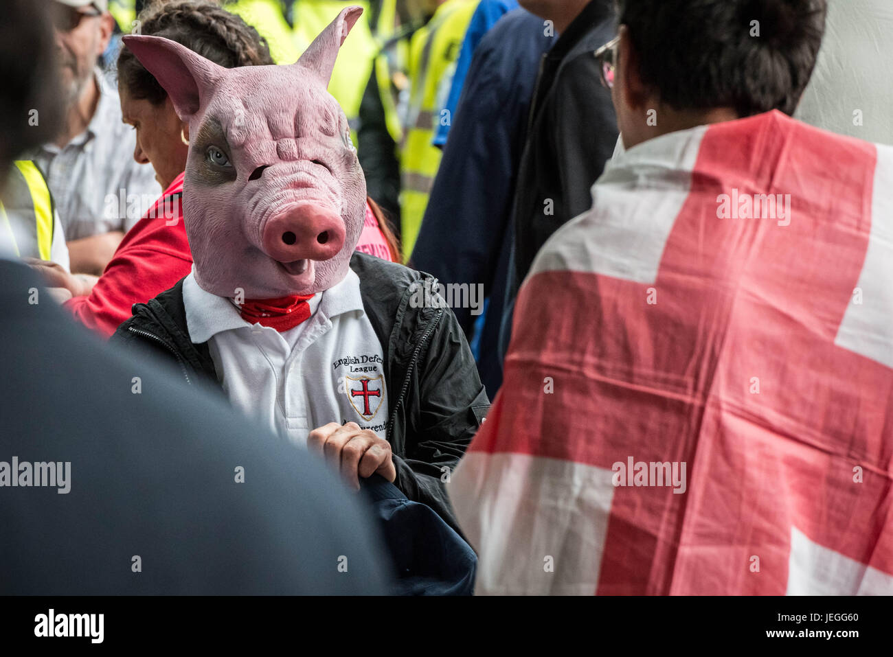 Edl face mask hi-res stock photography and images - Alamy