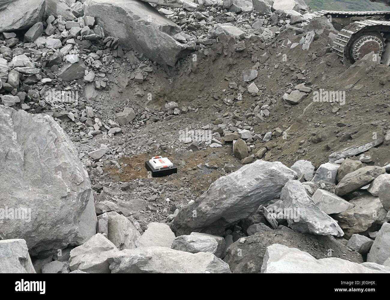 Aba, China's Sichuan Province. 25th June, 2017. A life-detection ...