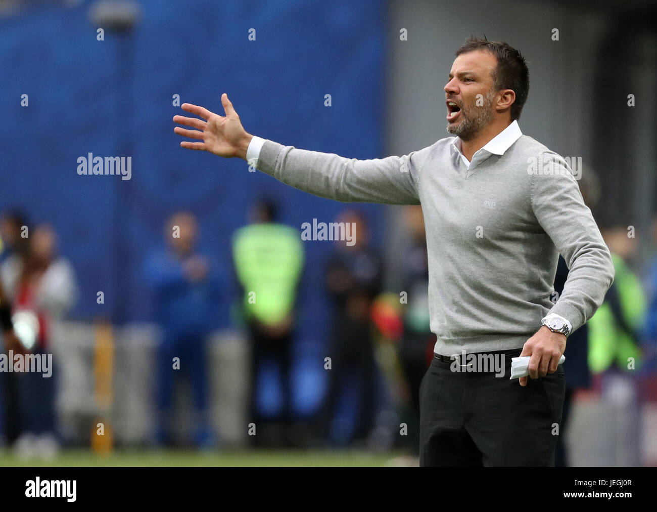 Anthony hudson head coach hi-res stock photography and images - Alamy