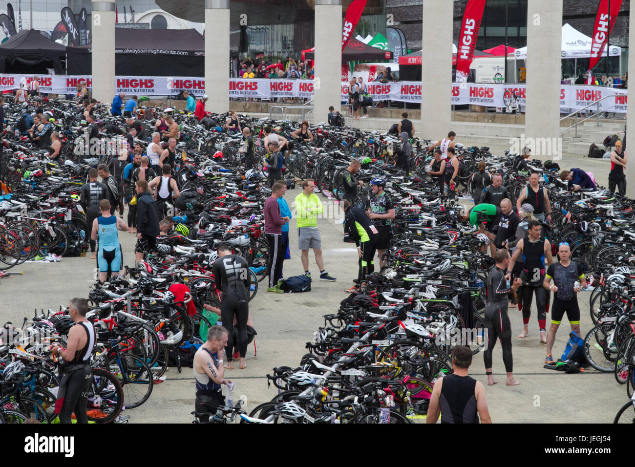 Cardiff Triathlon, Cardiff Bay, South Wales. 25 June 2017. Athletes get ...