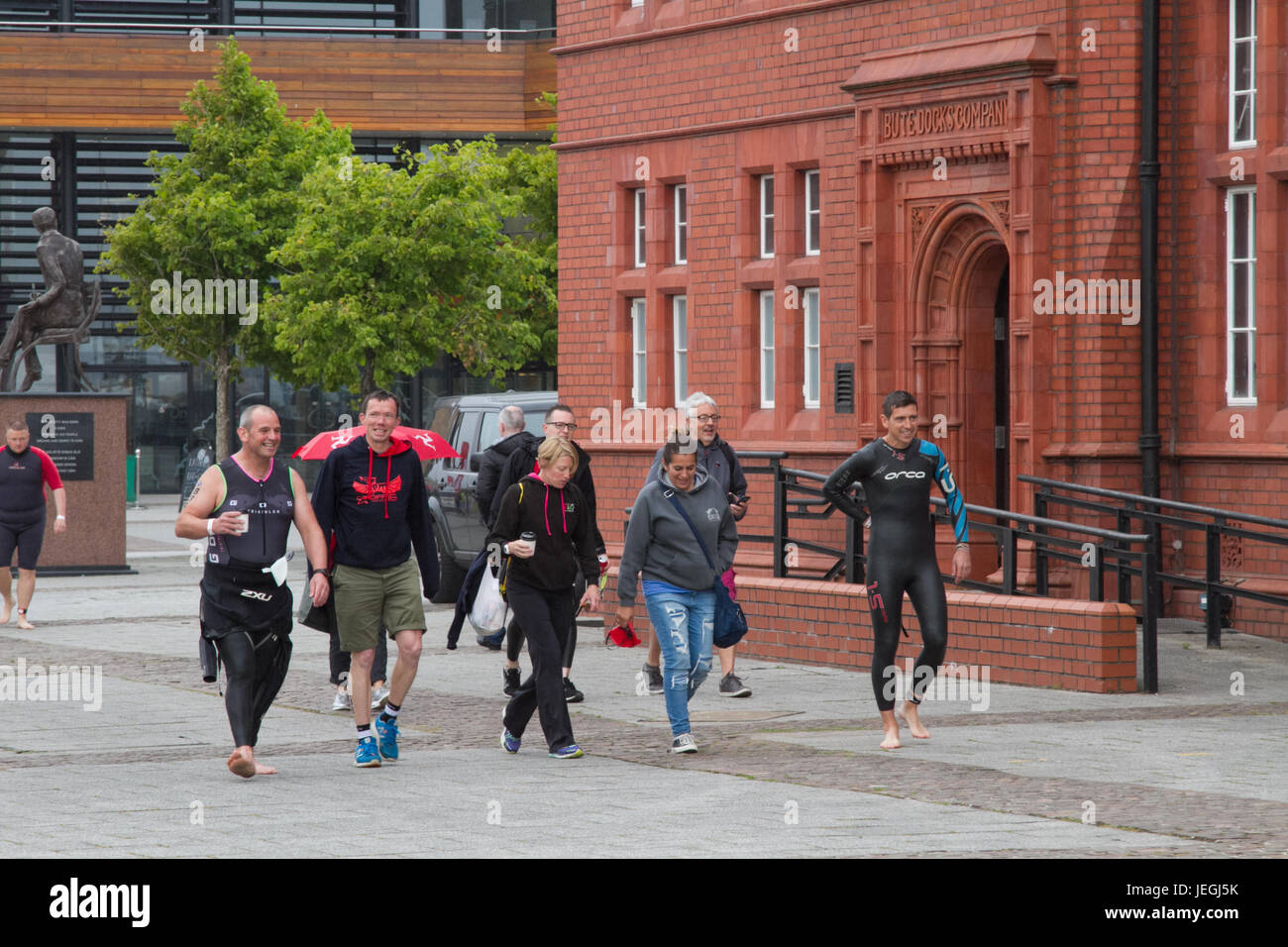 Cardiff triathlon hi-res stock photography and images - Alamy
