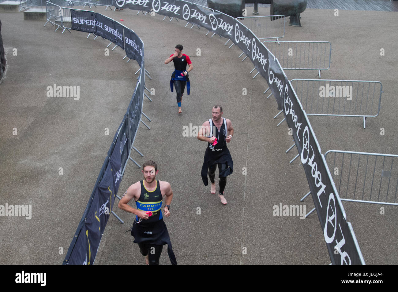 Cardiff Triathlon, Cardiff Bay, South Wales. 25 June 2017. Athletes ...