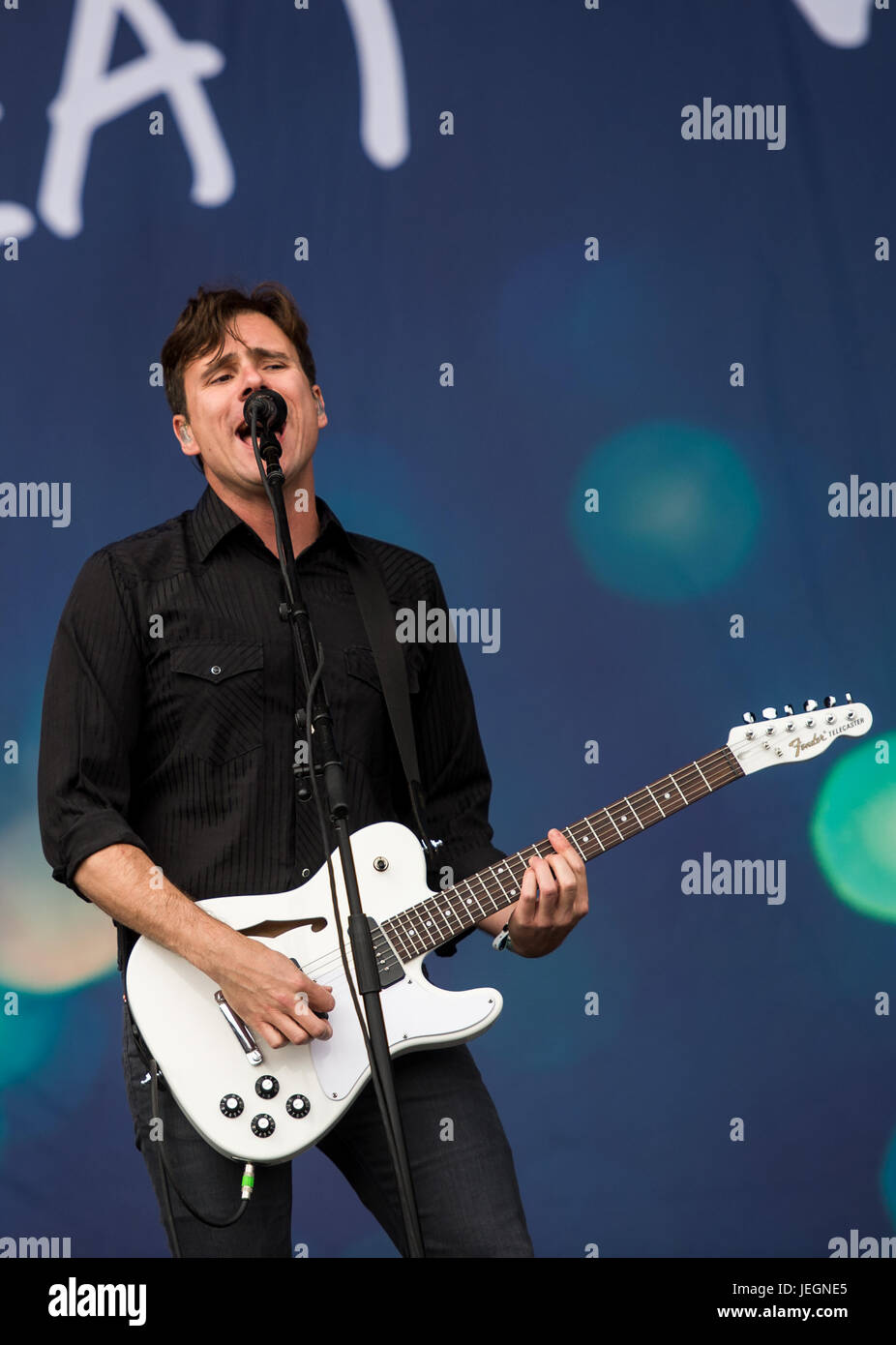 Scheessel, Germany. 24th June, 2017. Jim Adkins, singer of the band ...