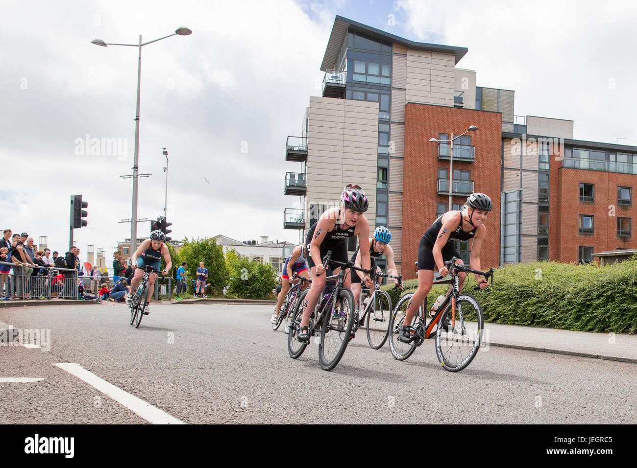 Cardiff triathlon hi-res stock photography and images - Alamy