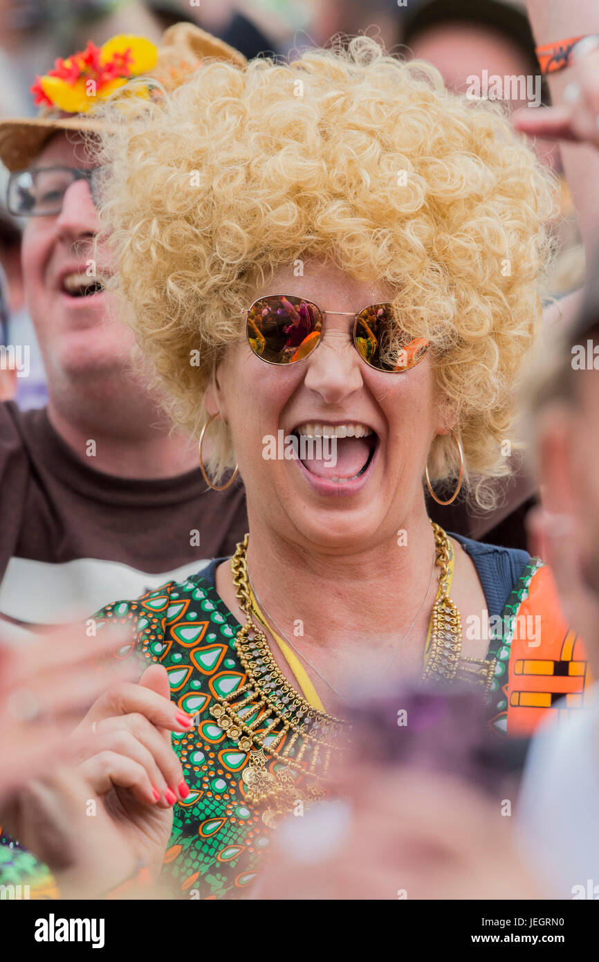 Wigs and teeth hi-res stock photography and images - Alamy