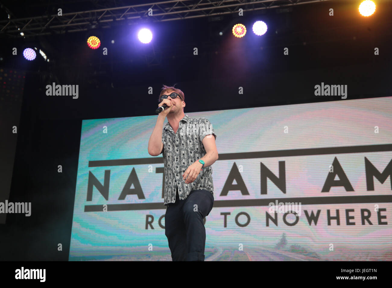 London, UK. 25th June, 2017. Ricki Wilson lead singer of the band ...