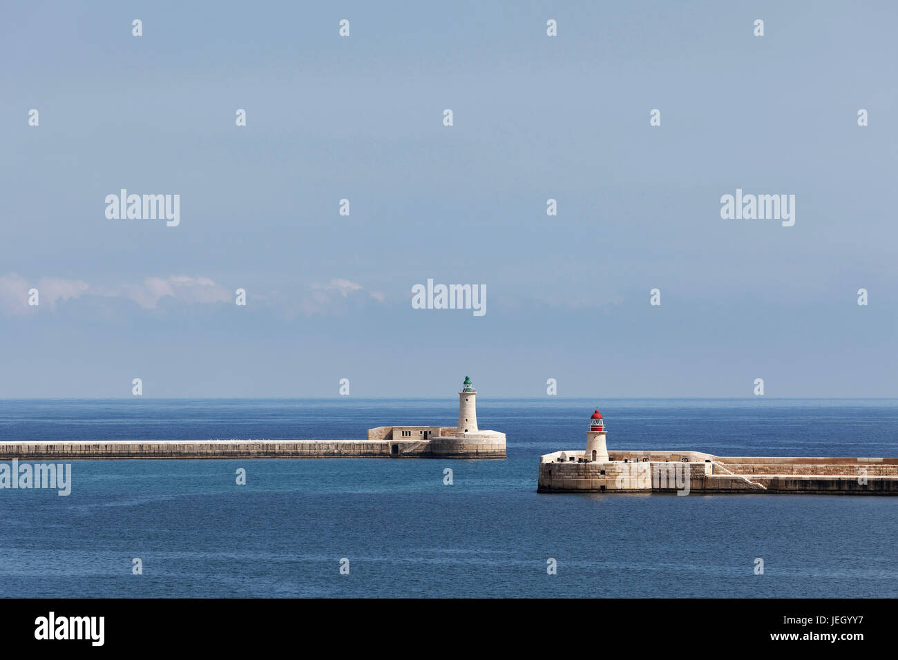 Bulwark hi-res stock photography and images - Alamy