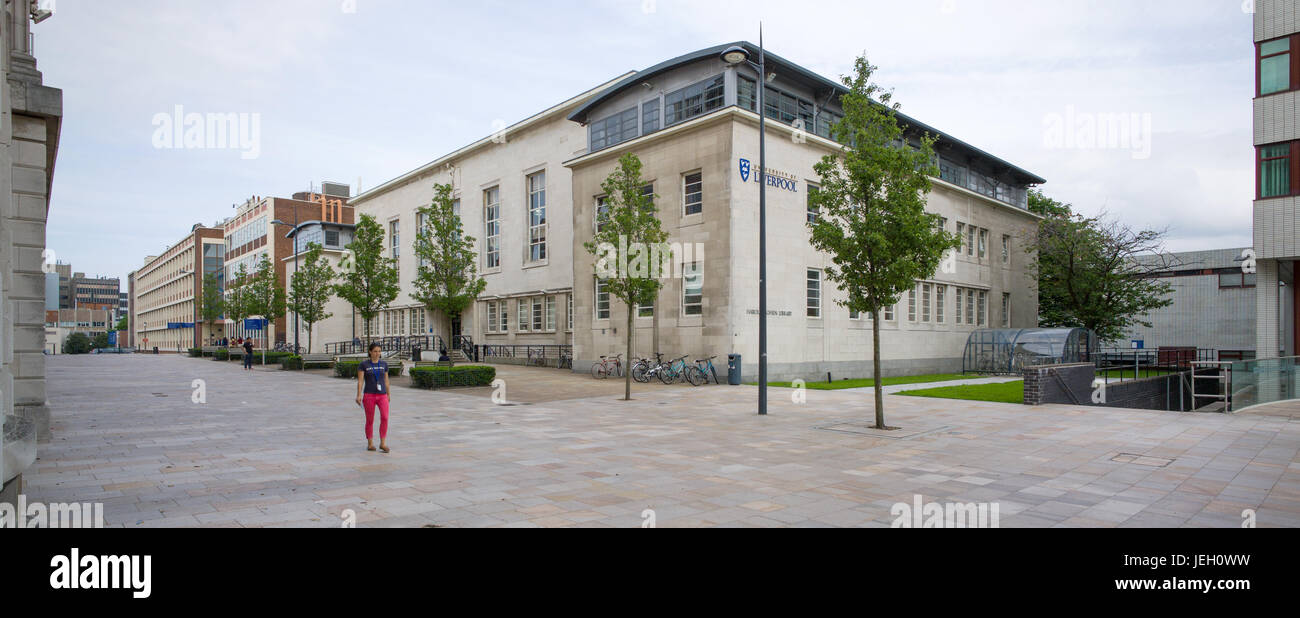 University Of Liverpool Stock Photos & University Of Liverpool Stock ...