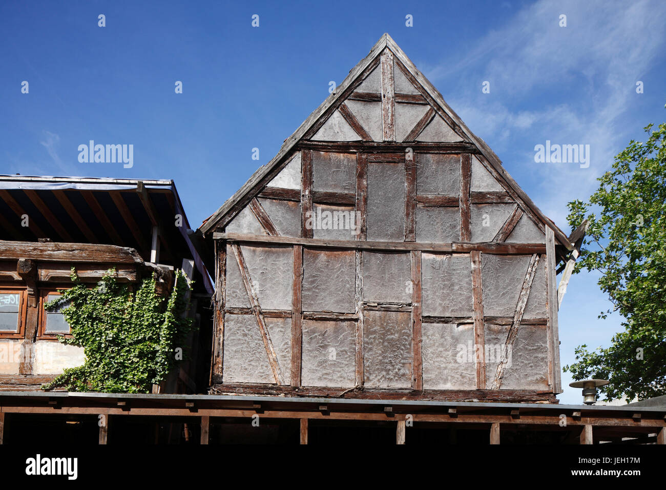old condemned wooden house Stock Photo - Alamy