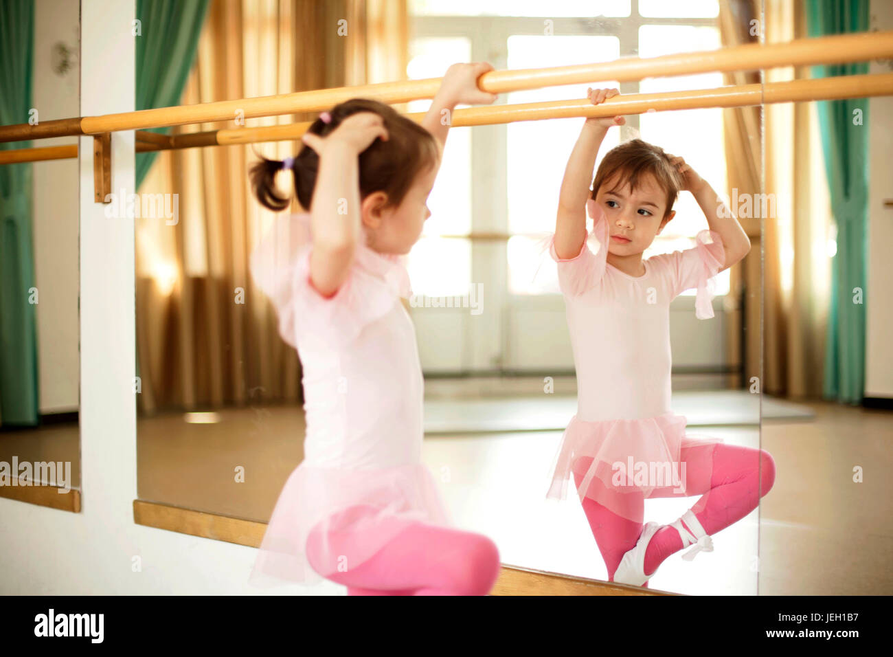Baby ballerinas in ballet studio Stock Photo - Alamy