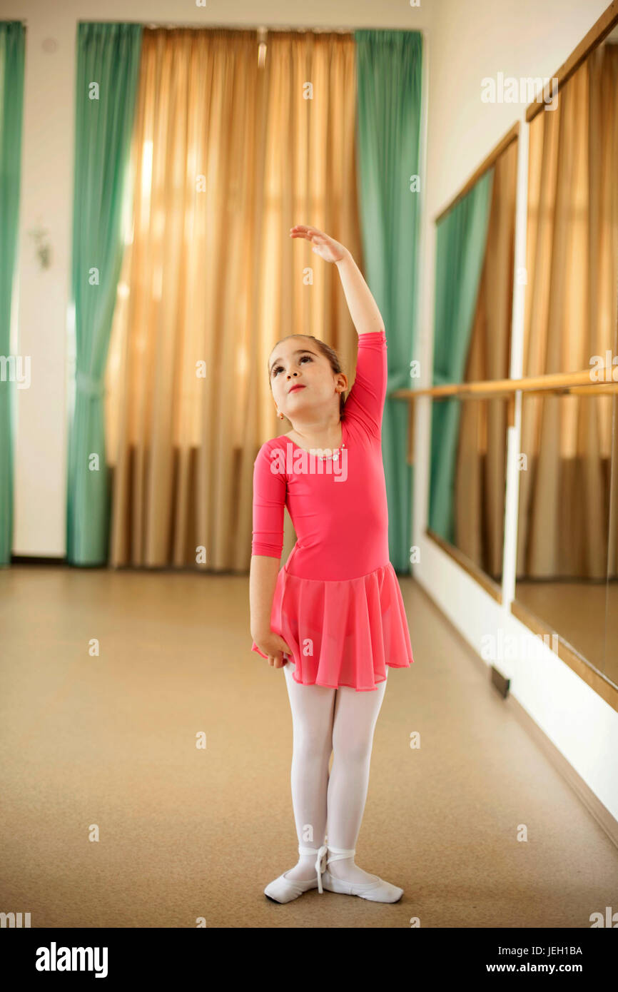 Baby ballerinas in ballet studio Stock Photo - Alamy