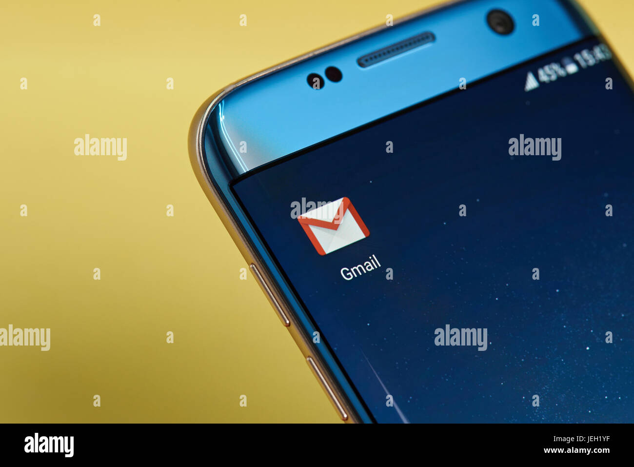 Gmail application hi-res stock photography and images - Alamy