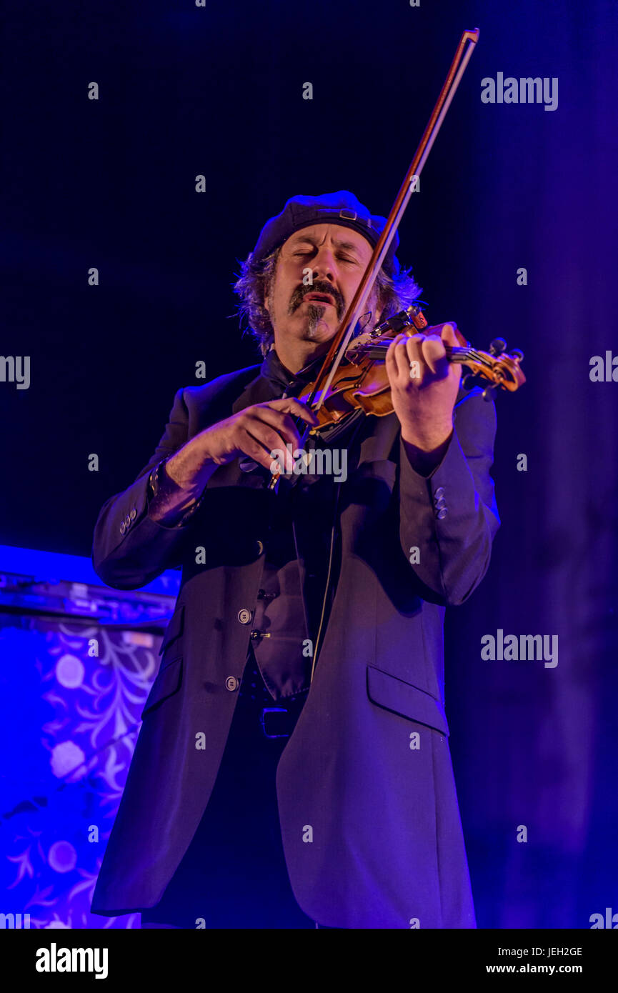 Steve wickman hi-res stock photography and images - Alamy