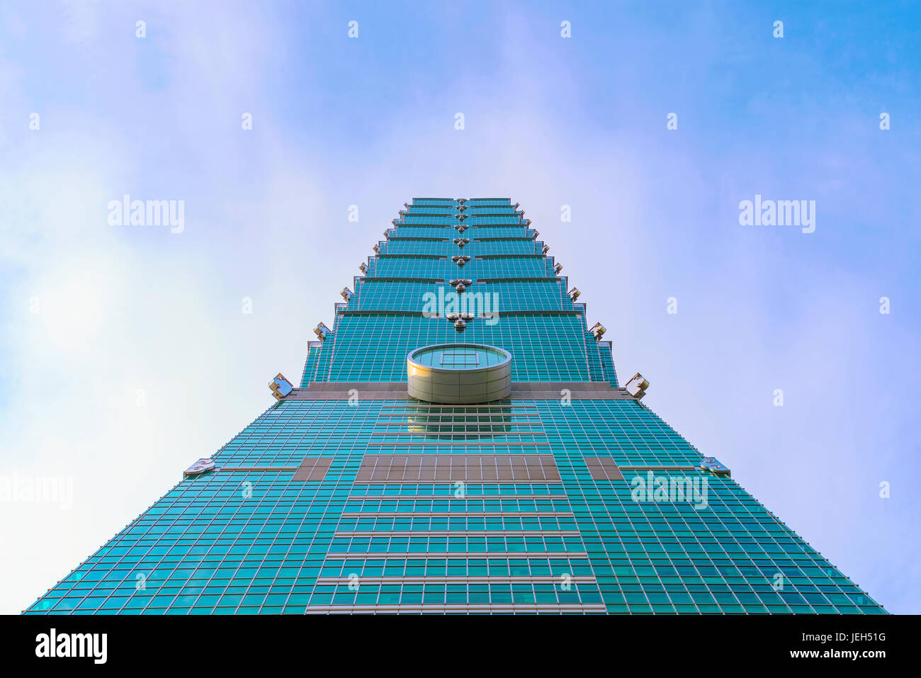 TAIPEI, TAIWAN - MAY 31: This is the exterior arcitecture of the Taipei ...