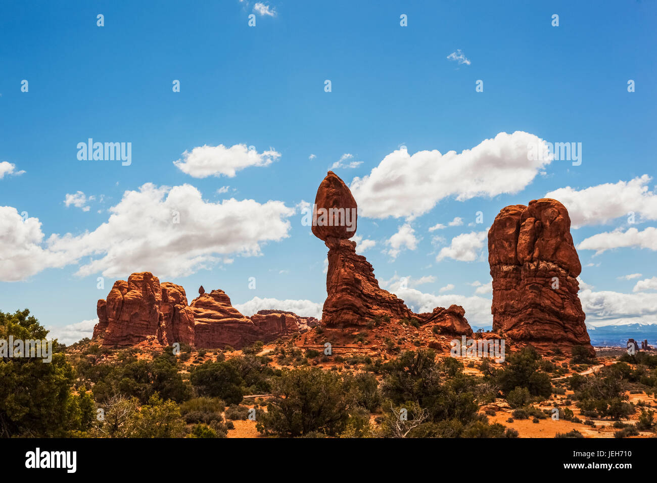 Desert arches hi-res stock photography and images - Alamy
