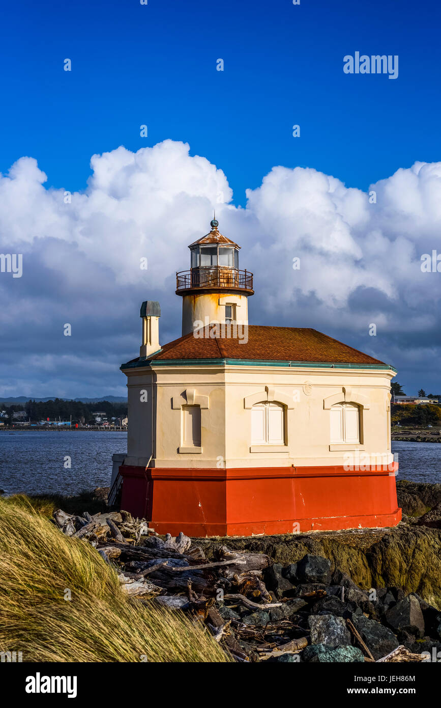 Sunlight bathes the Coquille River Lighthouse on the Oregon Coast ...