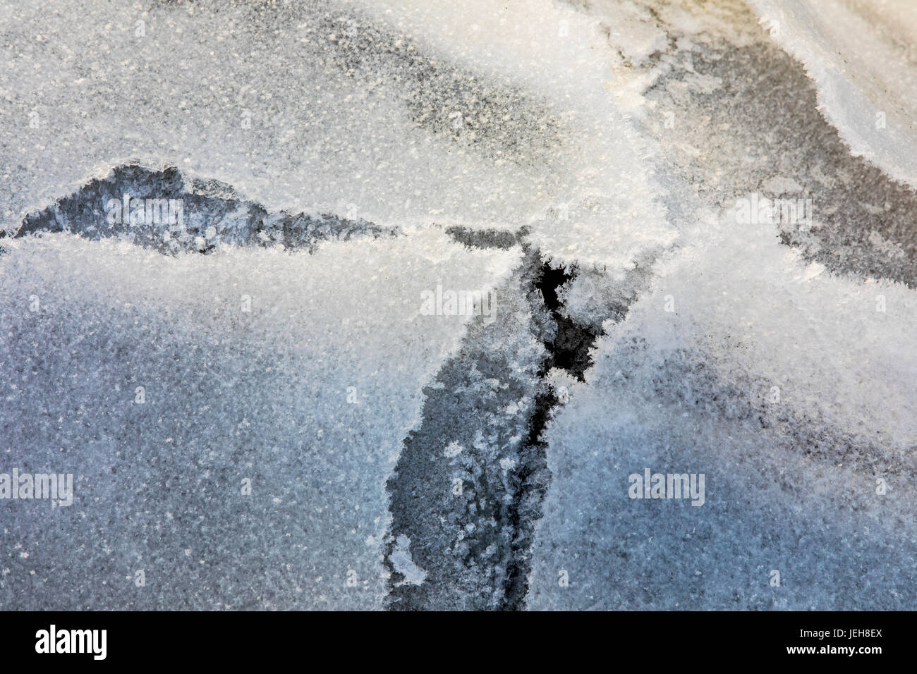 Overflow ice hi-res stock photography and images - Alamy