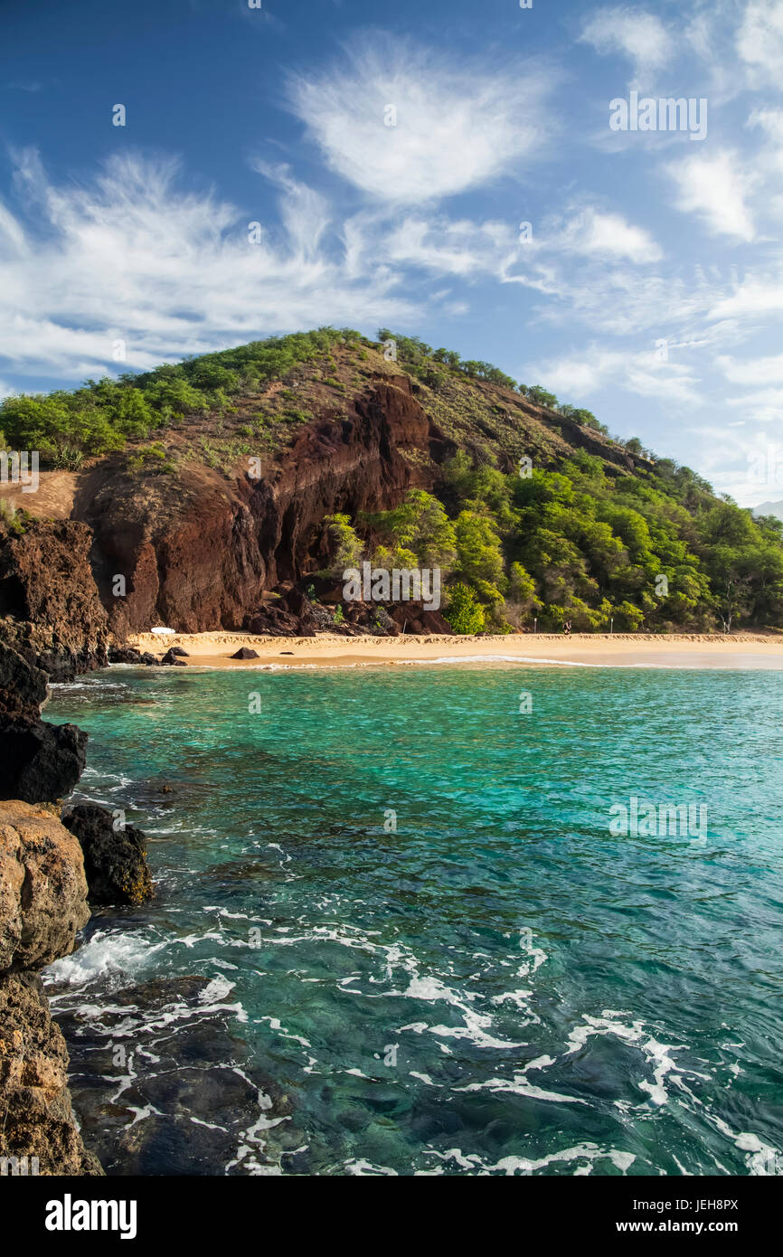 Pu'u Ola'i (cinder cone), Oneloa Beach (Big Beach), Makena State Park ...