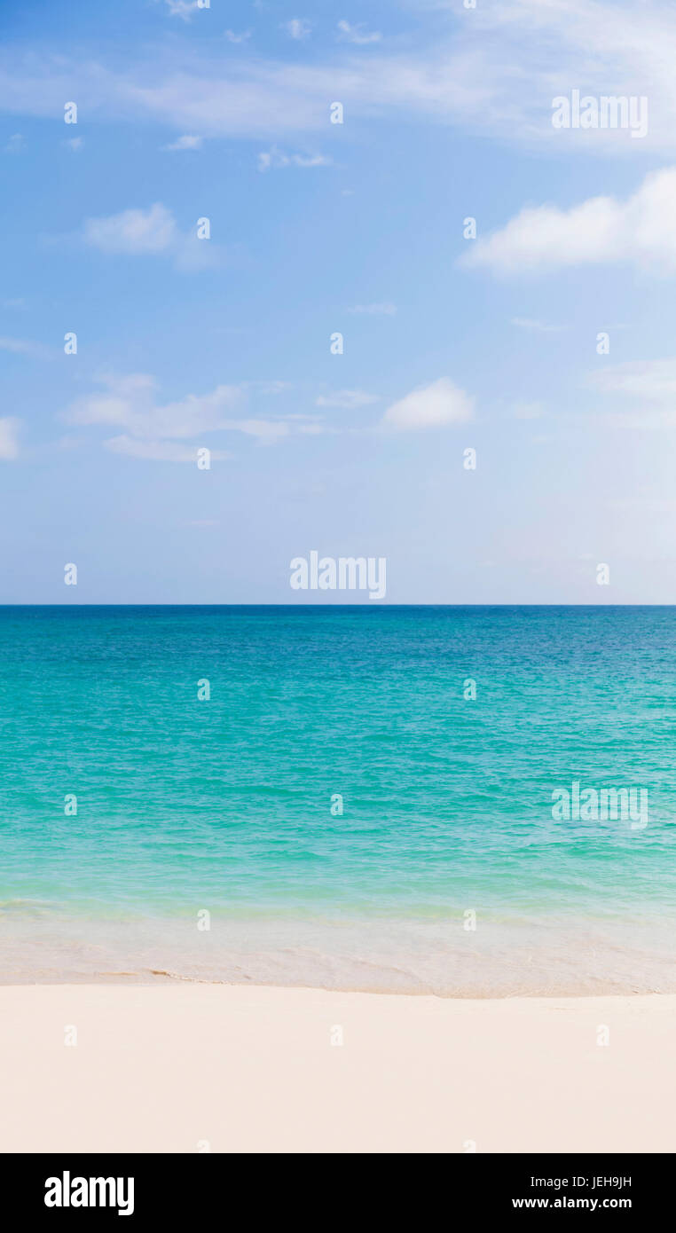 White sandy beach in hawaii hi-res stock photography and images - Alamy