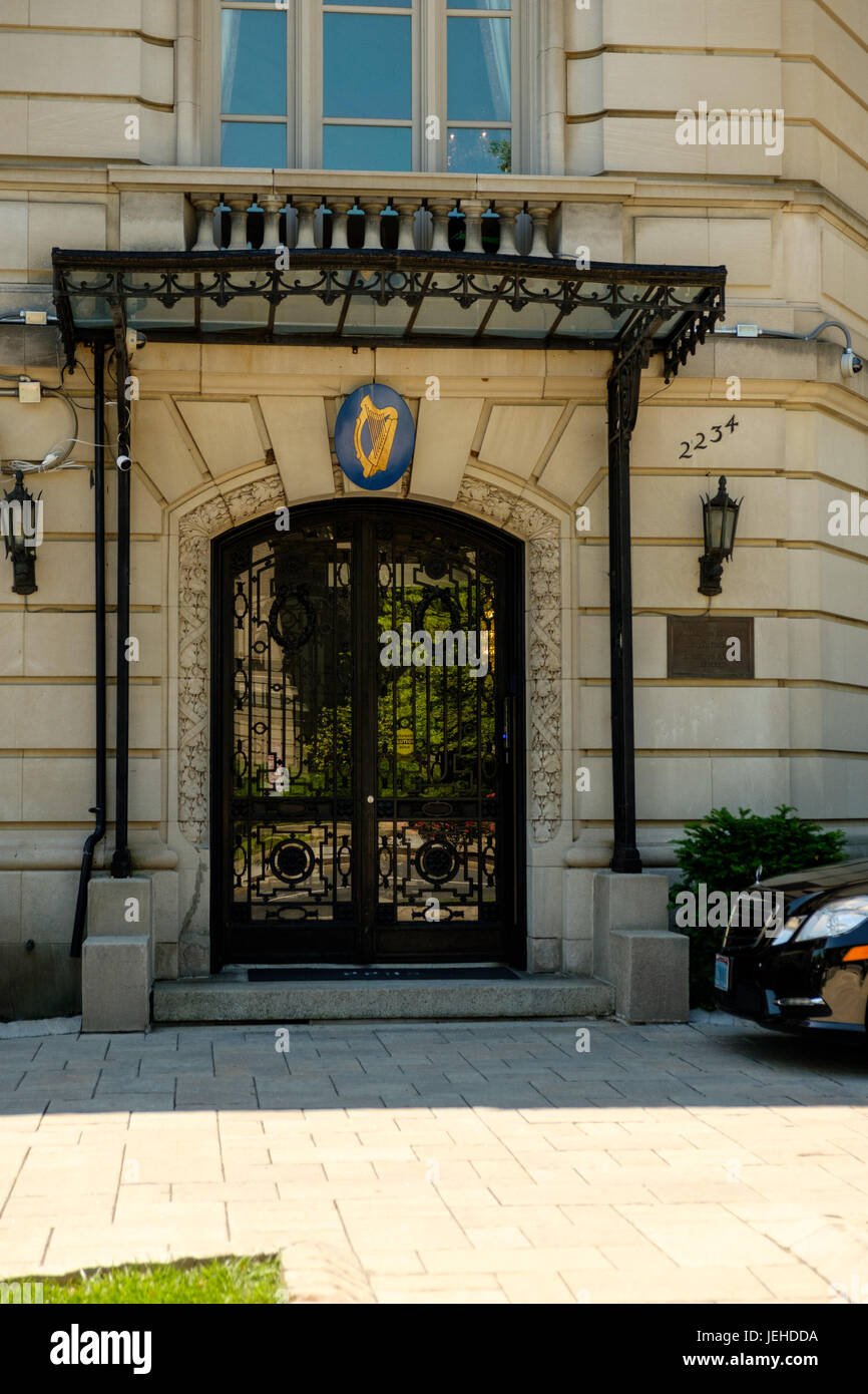 French embassy ireland hi-res stock photography and images - Alamy