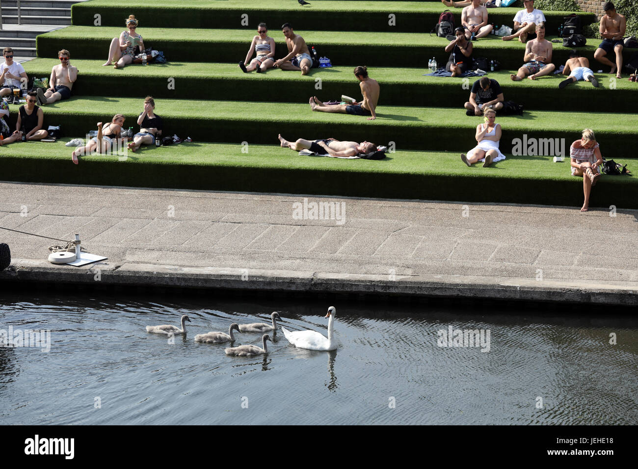 Pic shows: Granary Square King's Cross Hot Weather Pic by Gavin Rodgers ...