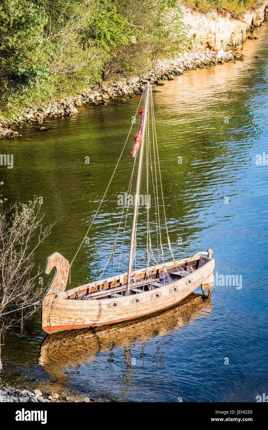 Ancient Sailing Ship Stock Photos & Ancient Sailing Ship Stock Images ...