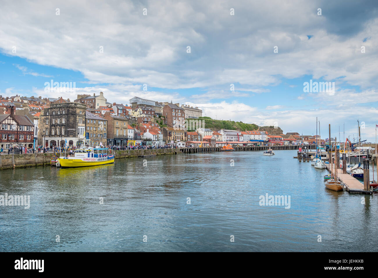 Whitby landscape hi-res stock photography and images - Alamy