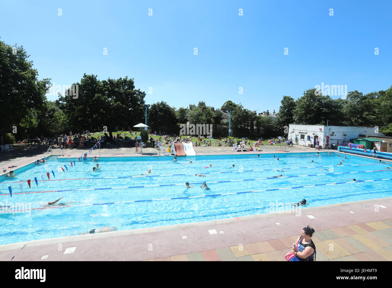 Bathers enjoy the hottest day of the year at Hampton pool in Hampton ...
