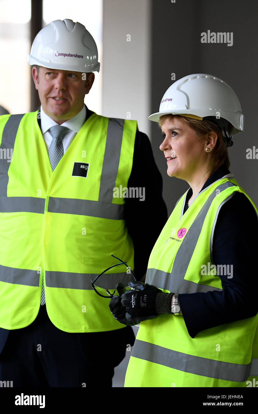 President and global CEO of Computershare, Stuart Irving shows First ...