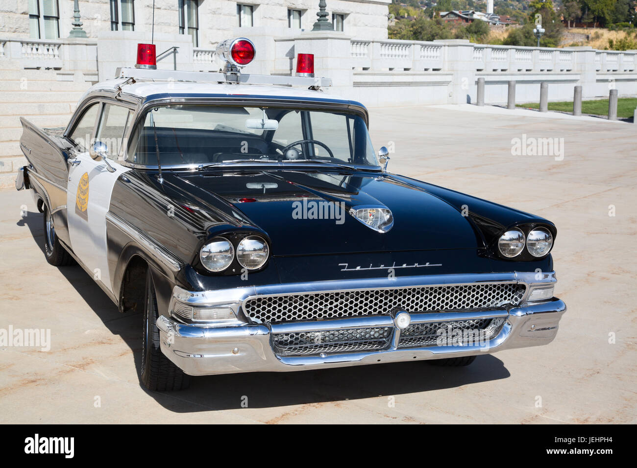 State Capitol Police Car High Resolution Stock Photography and Images ...