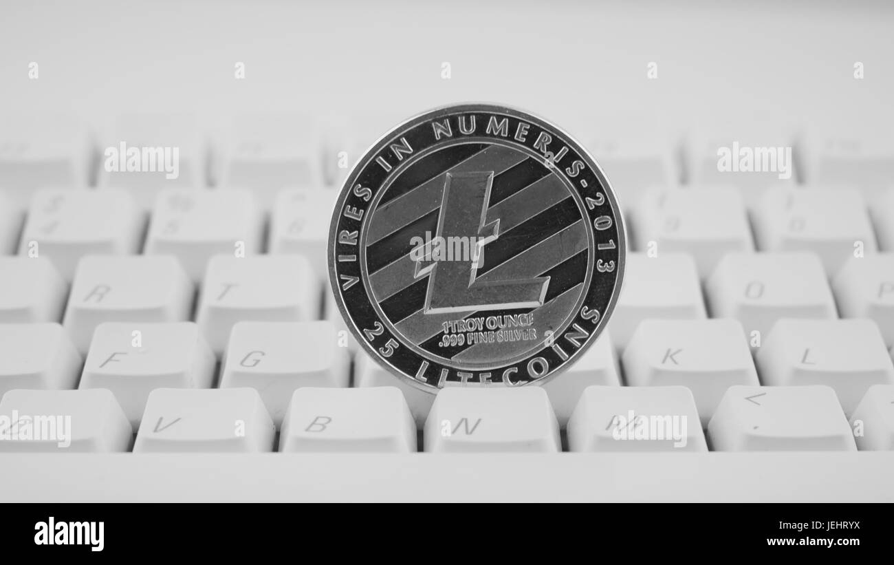 Computer exchange Black and White Stock Photos & Images - Alamy