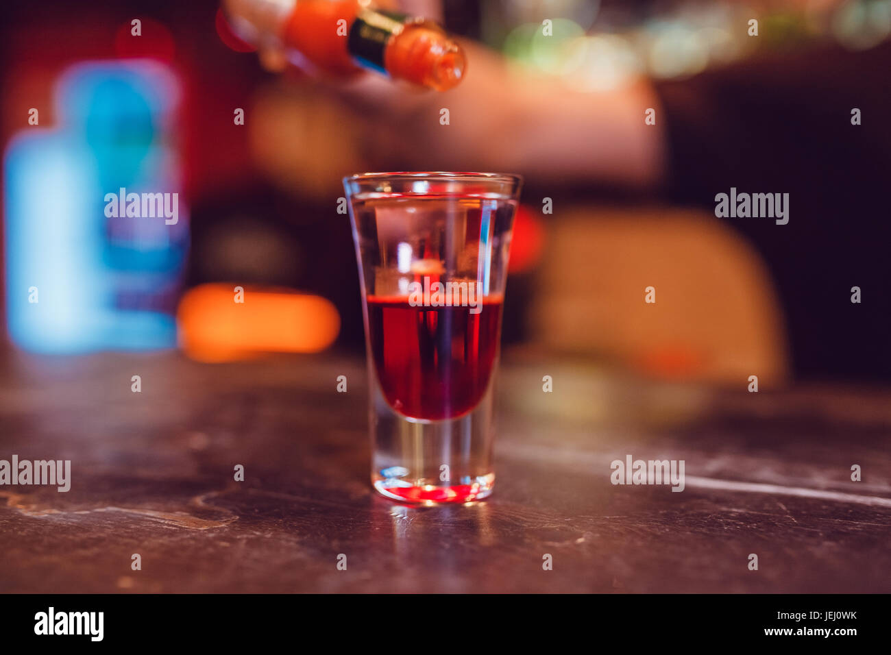 Hand made cocktails hi-res stock photography and images - Alamy