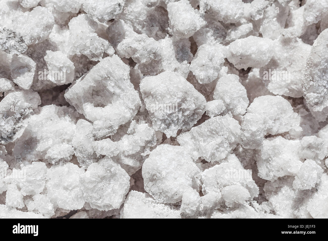 Sodium chloride nacl crystal hi-res stock photography and images - Alamy
