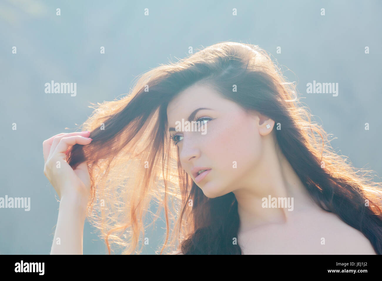 Women in sun hi-res stock photography and images - Alamy