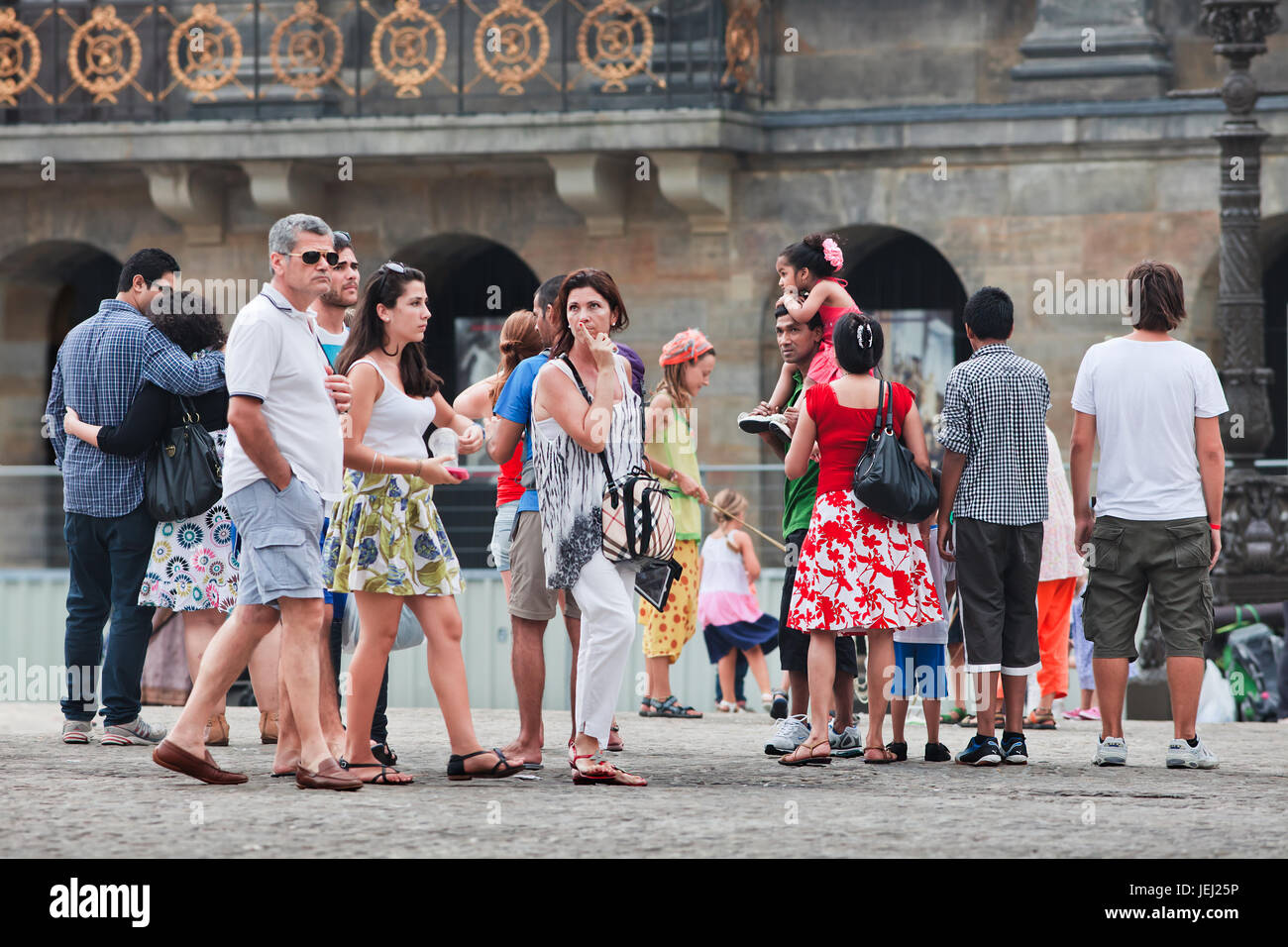 Group of 3 tourists hi-res stock photography and images - Alamy