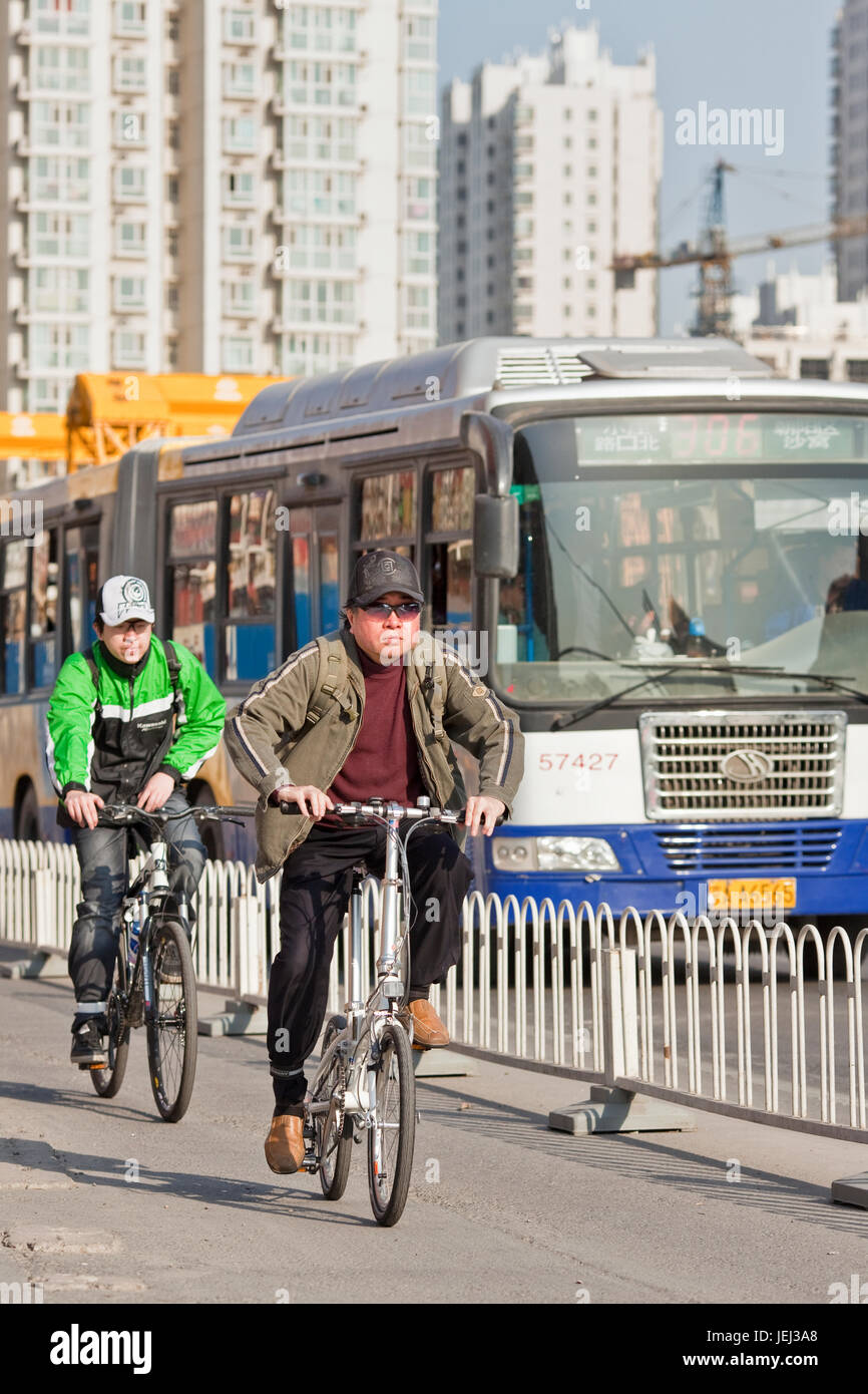 Pollution beijing cyclists hi-res stock photography and images - Alamy